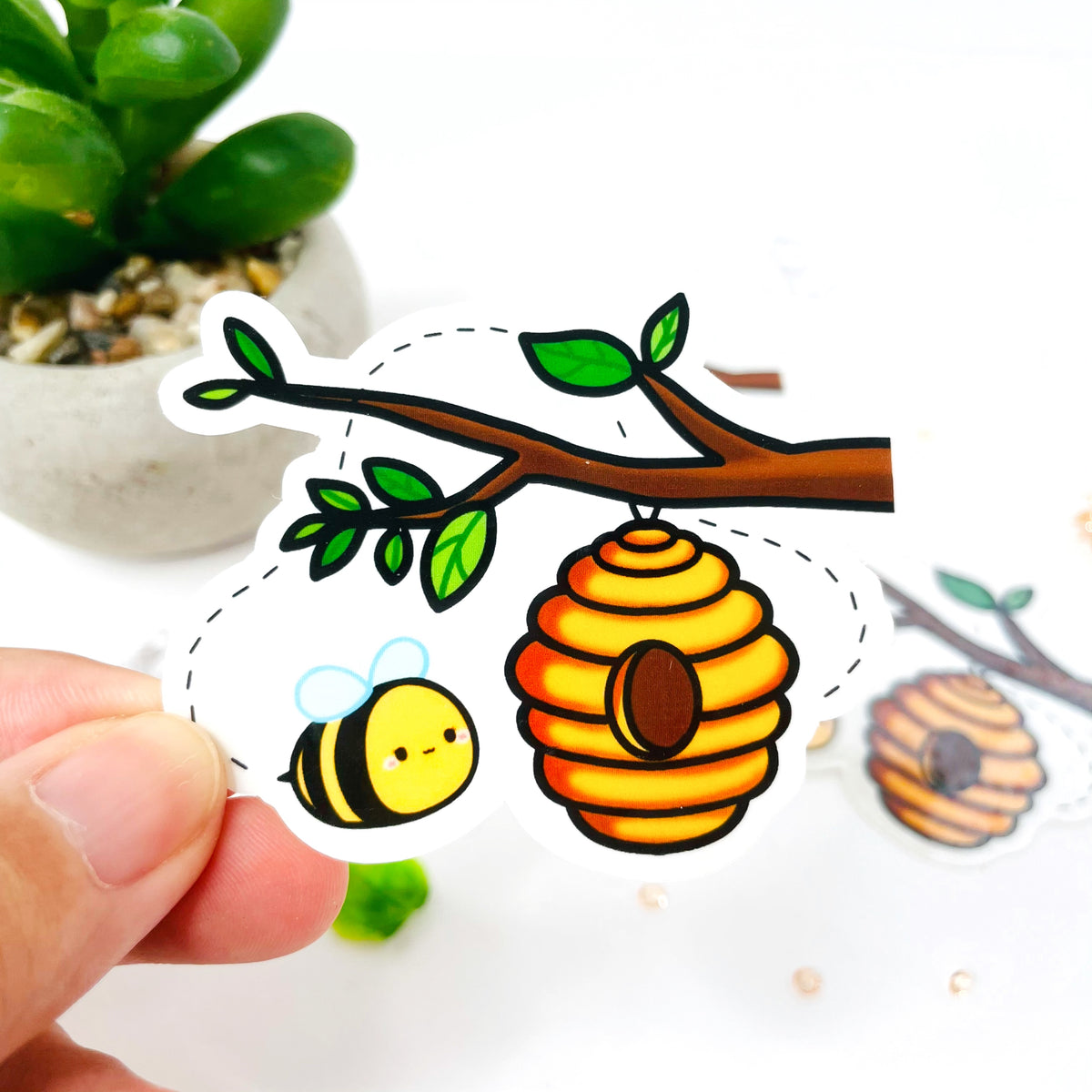 Beehive Tree Vinyl Die Cut Sticker /D077 | PaperEchos
